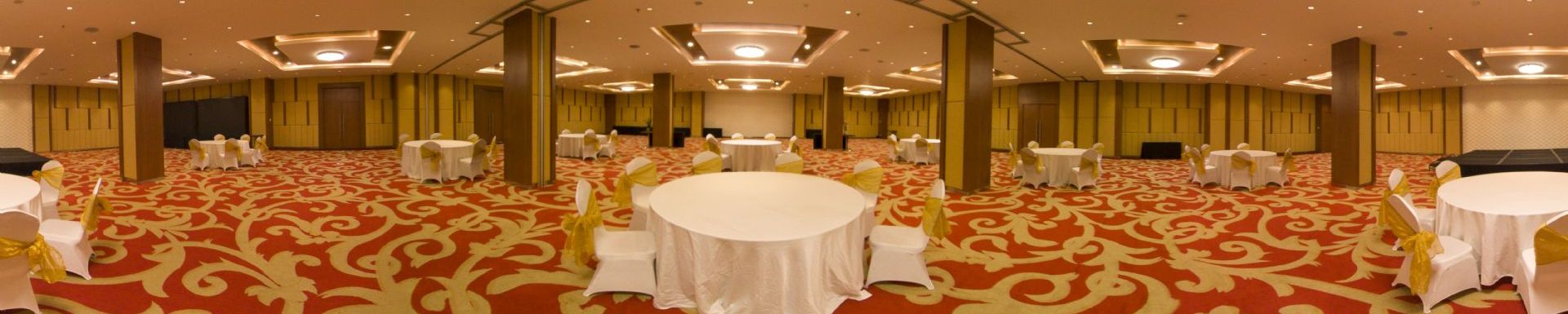 Gallery Avenzel Hotel & Convention Cibubur - Hotel Ballroom | Weddingku.com