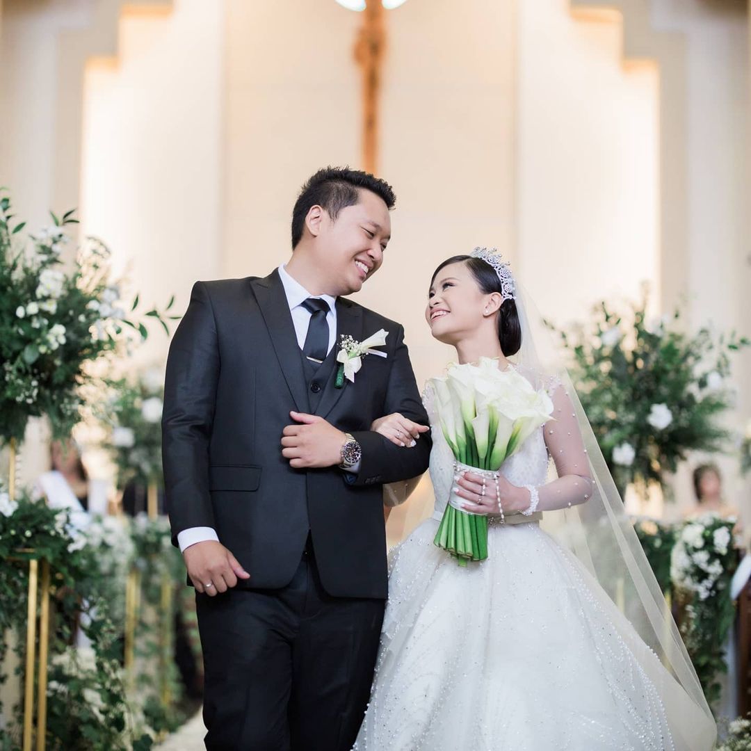 Bernard & Ivy - Bernard & Ivy | Weddingku.com