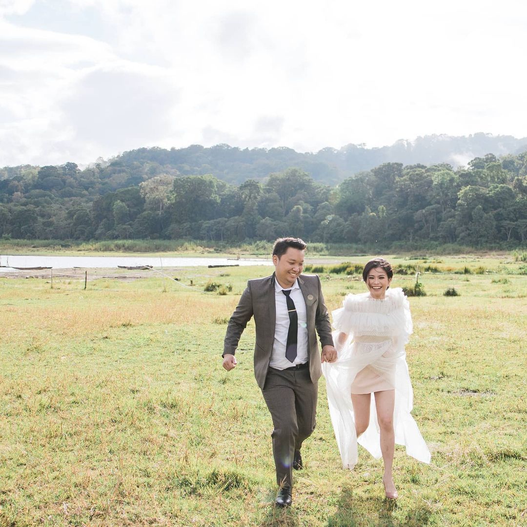 Bernard & Ivy - Bernard & Ivy | Weddingku.com