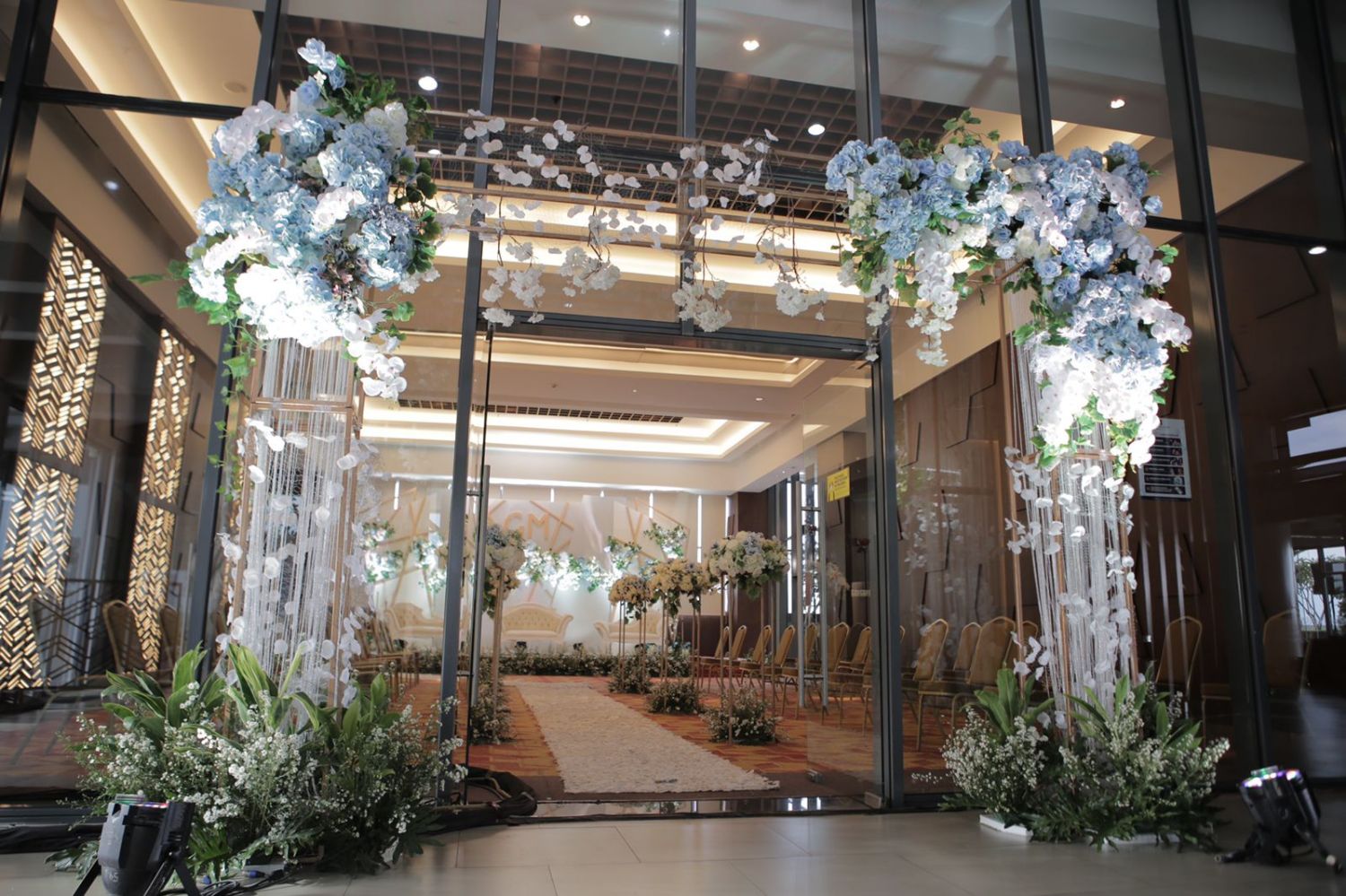 Guna & Milan - Guna & Milan | Weddingku.com