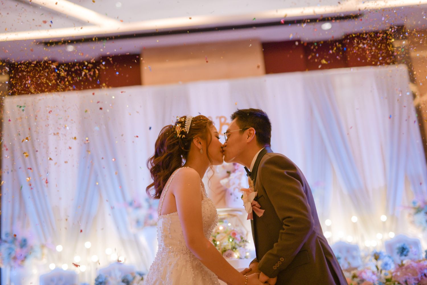 Victor and Bella Wedding - Victor and Bella Wedding | Weddingku.com