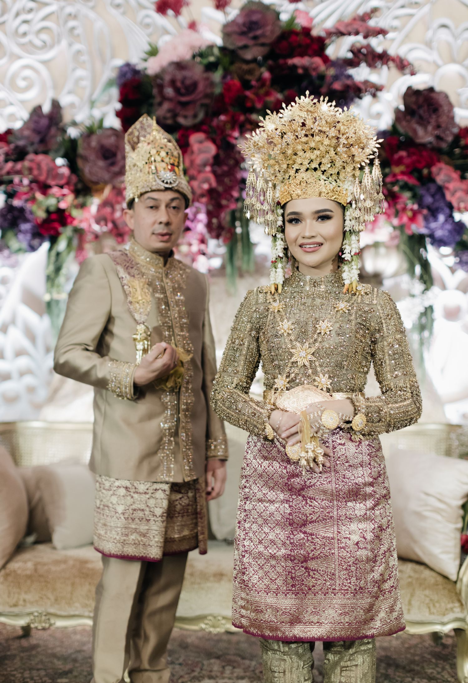 Aceh Traditional Wedding of Sarah & Irfan - Aceh Traditional Wedding of ...
