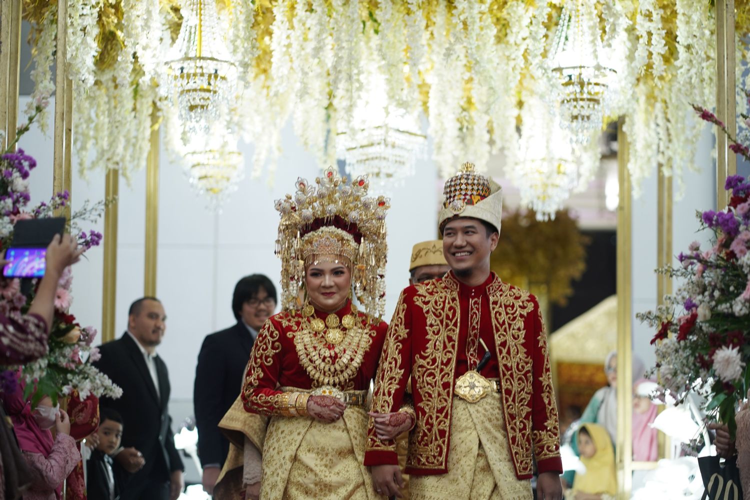 Beautiful Traditional Wedding of Imran & Tania - Beautiful Traditional ...