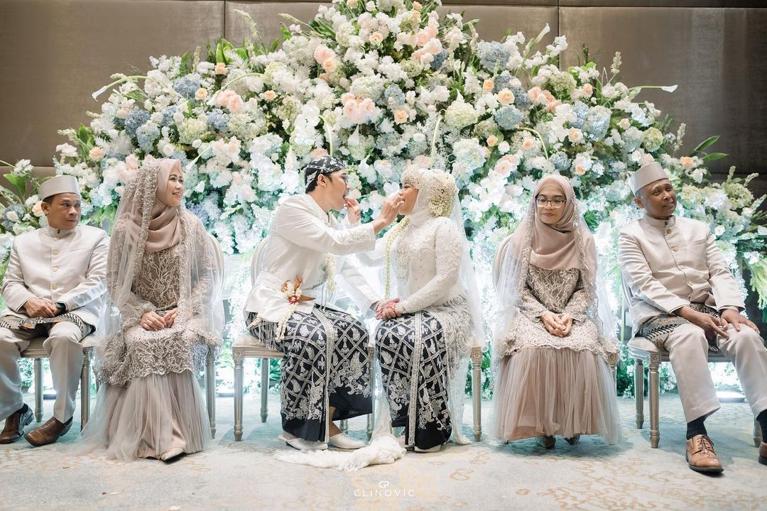 Rizal & Shafa - Rizal & Shafa | Weddingku.com