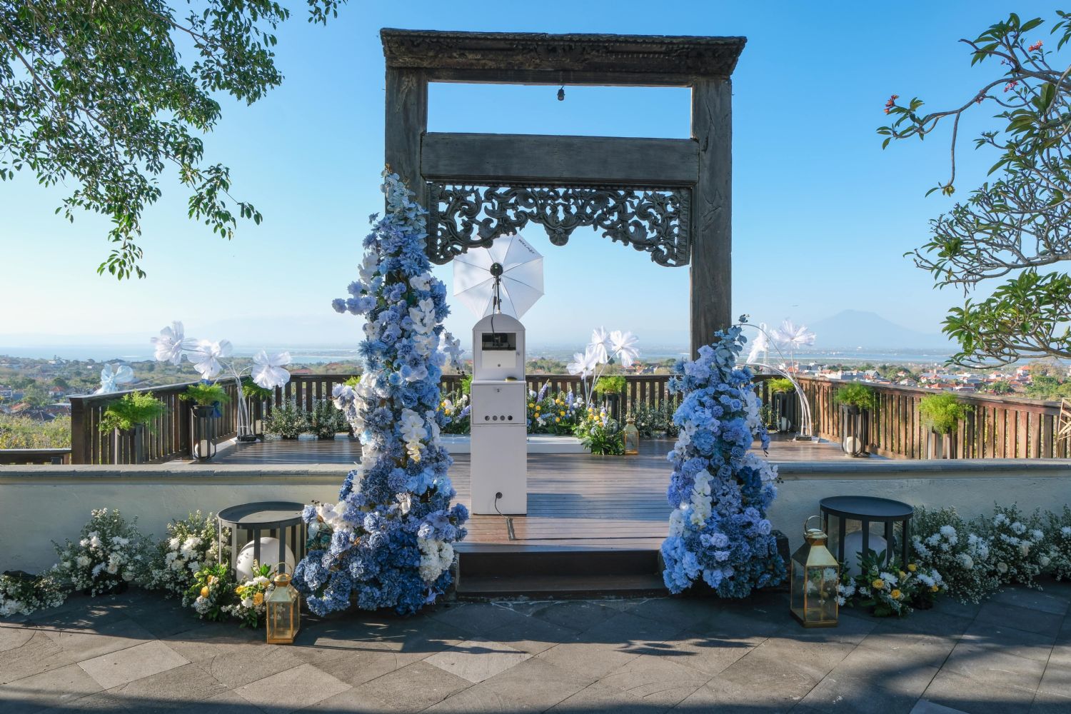 David & Tyas - David & Tyas | Weddingku.com