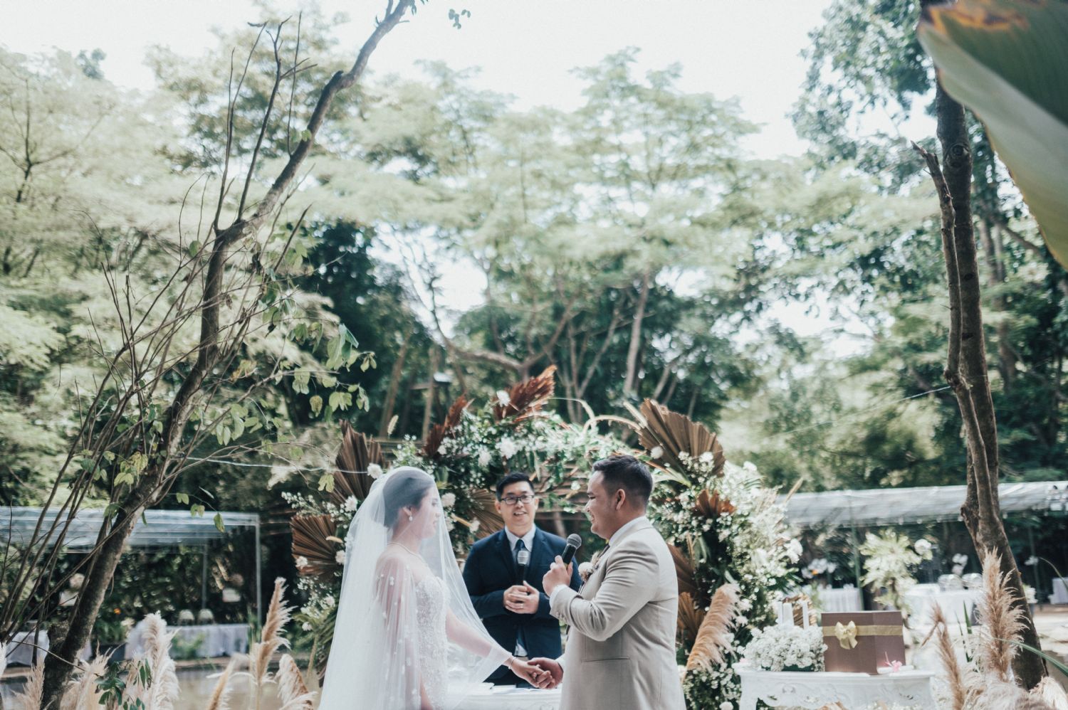 A Romantic Garden Wedding of Bryan & Deby at Manten Ballroom @ Imah ...