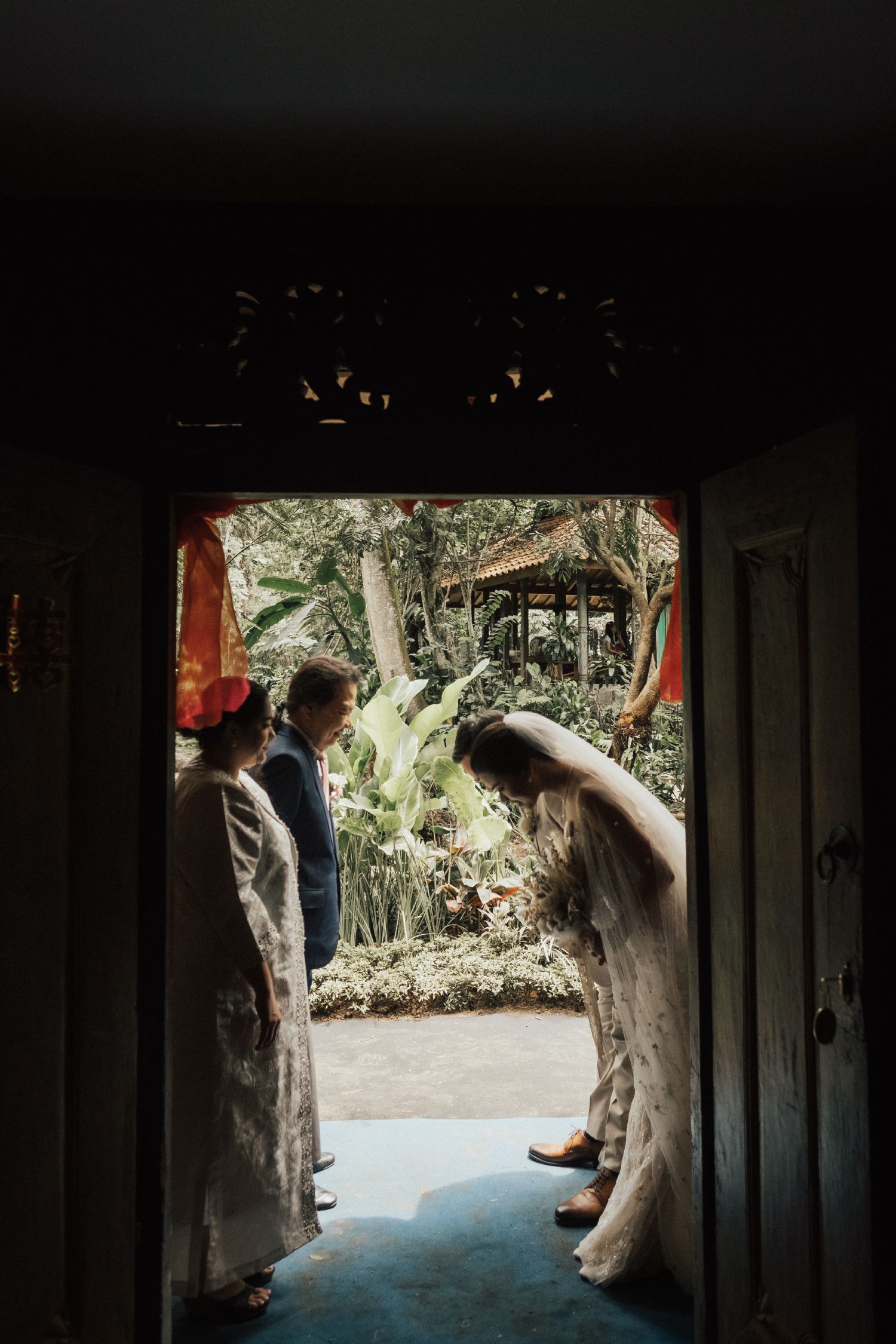 A Romantic Garden Wedding of Bryan & Deby at Manten Ballroom @ Imah ...