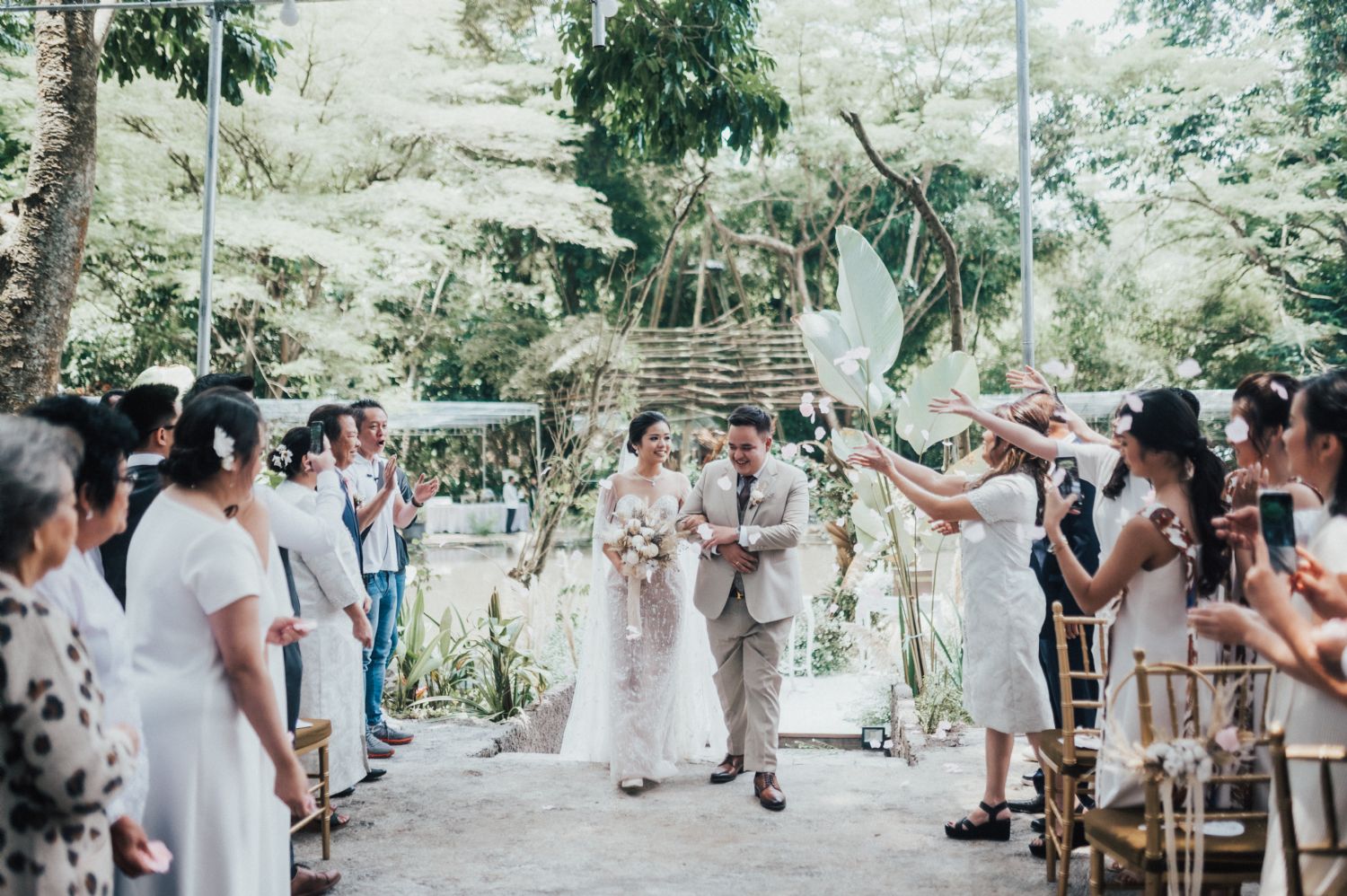 A Romantic Garden Wedding of Bryan & Deby at Manten Ballroom @ Imah ...