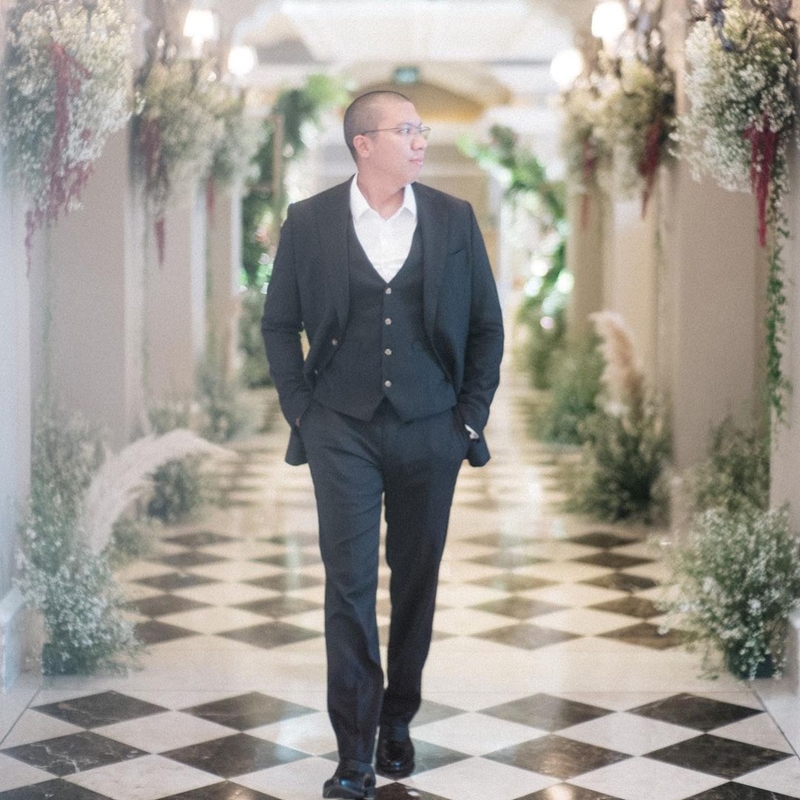 Simple & Intimate Wedding of Ririn & Rama at Gran Mahakam Hotel - Ririn ...