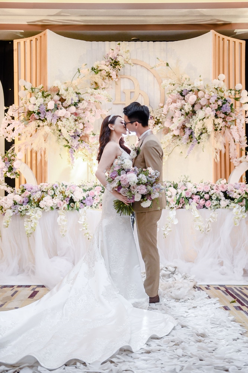 Mr. Denis & Ms. Devina - Mr. Denis & Ms. Devina | Weddingku.com